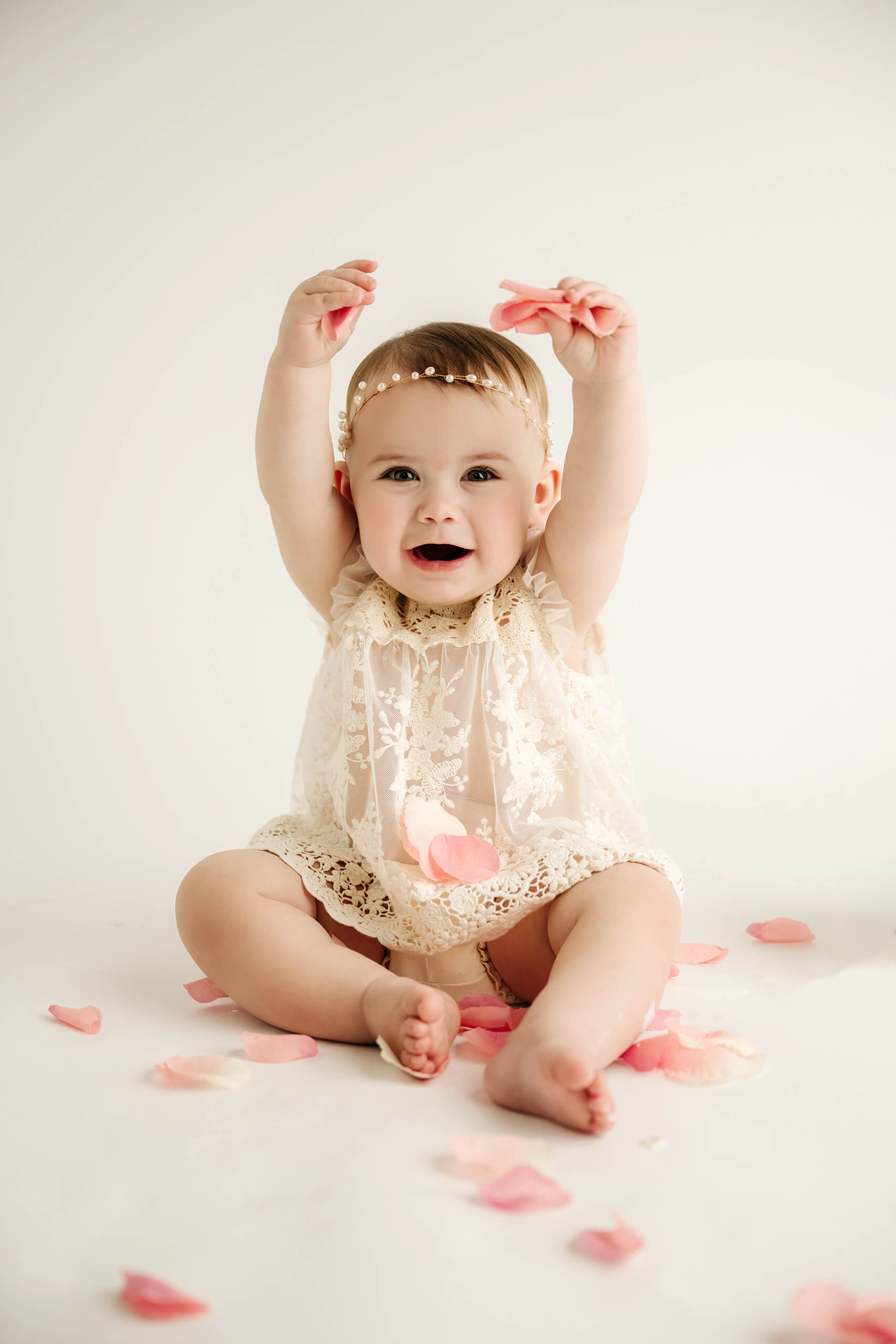 Delightful Cake Smash Photography Session in Seattle