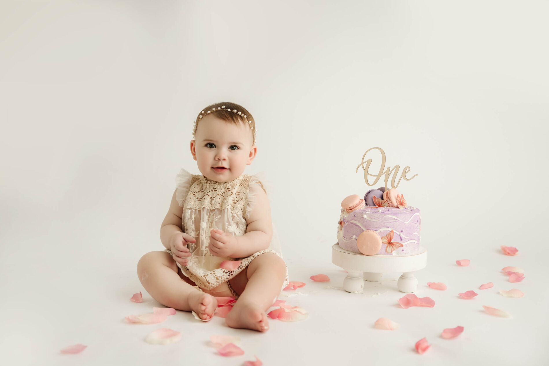 Delightful Cake Smash Photography in Seattle