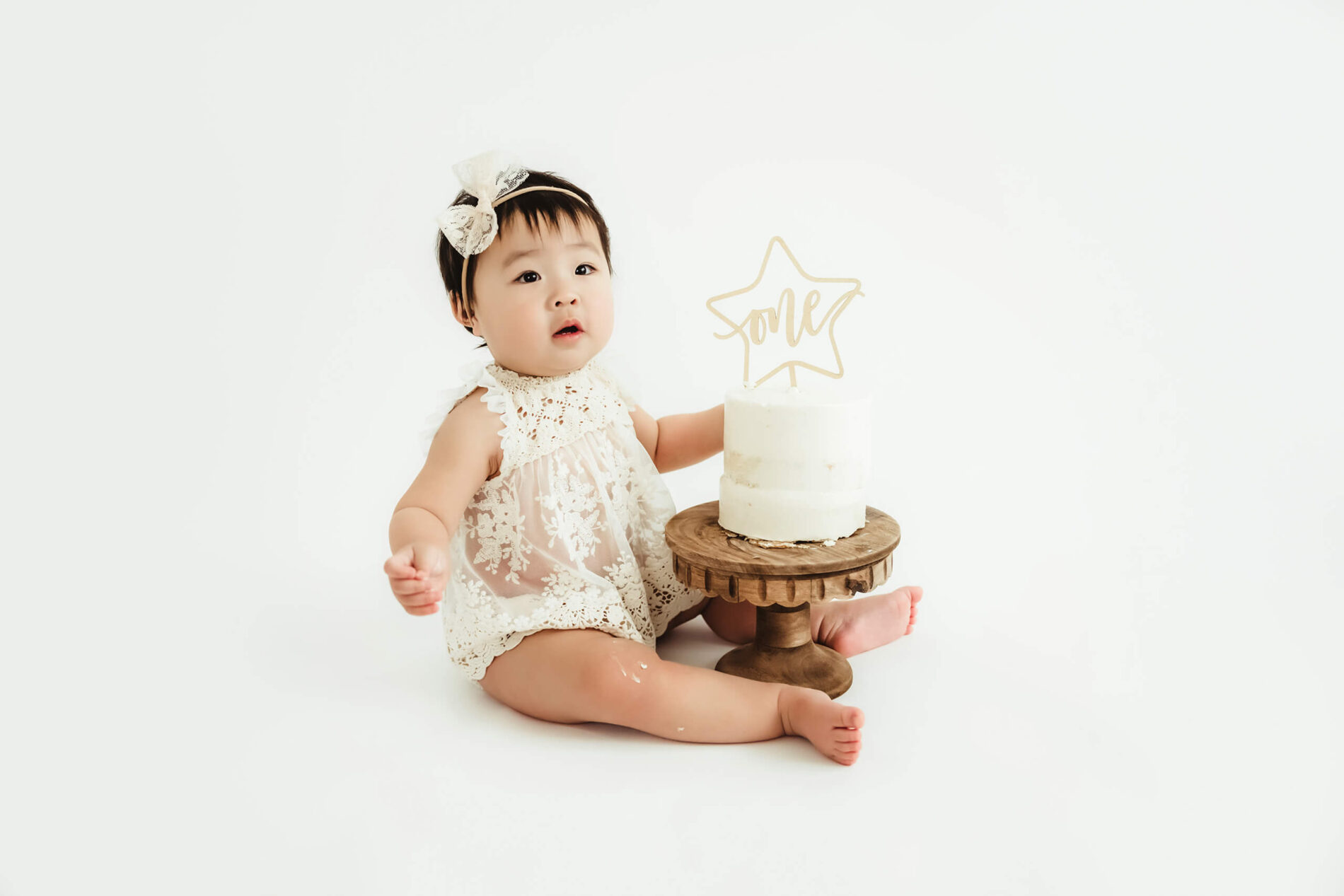 Seattle Cake Smash Photography & First Birthday Photoshoot