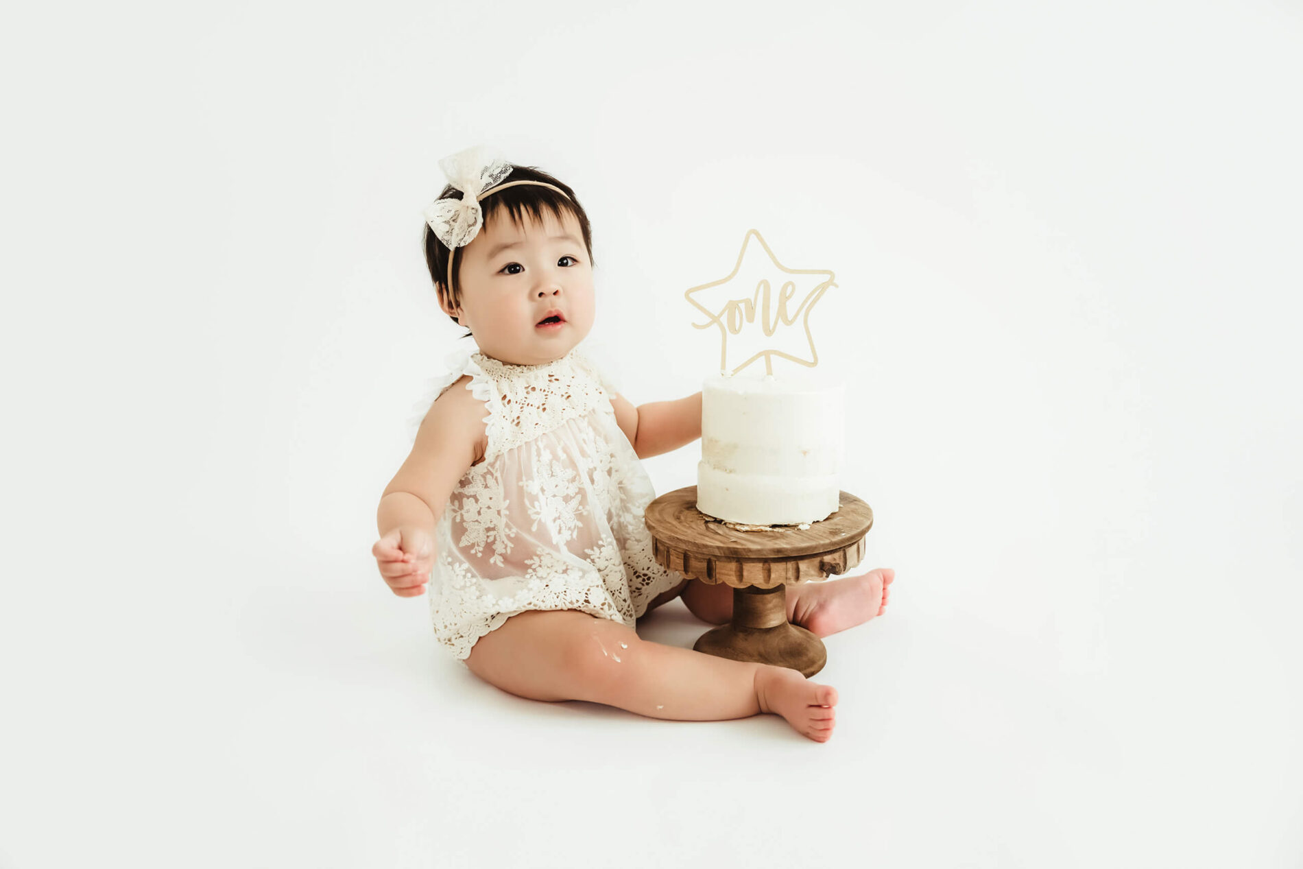 Cake Smash Photos: Ideas and Tips to Getting Timeless Photos You'll Love